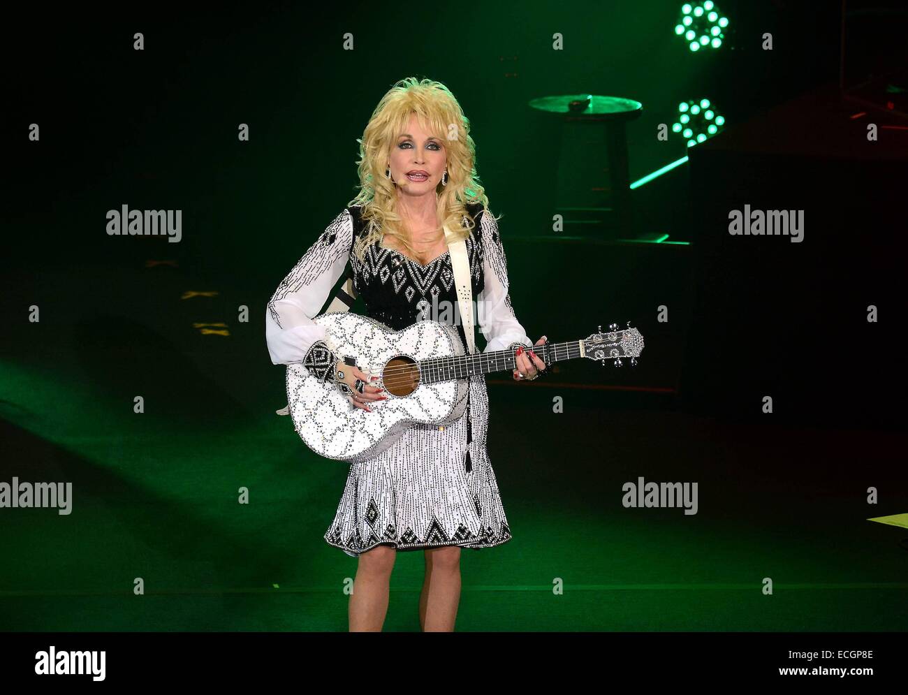 Dolly Parton performing in concert at The O2 Dublin Featuring: Dolly ...