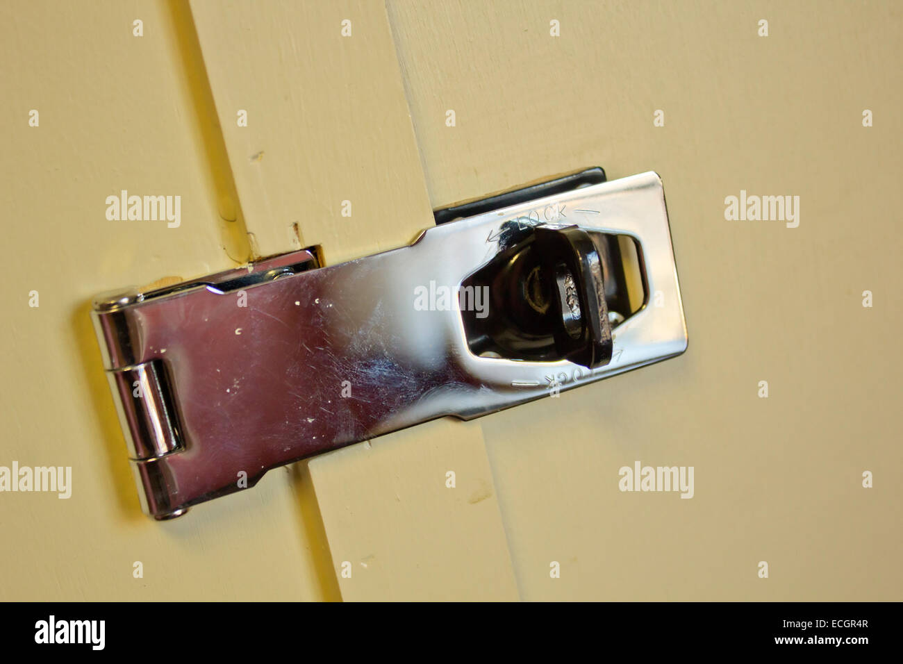 unsecured unlocked hasp without lock Stock Photo - Alamy