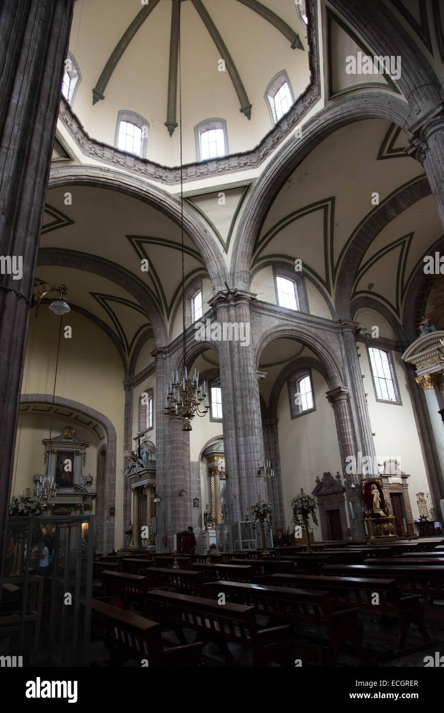 Metropolitan tabernacle interior hi-res stock photography and images ...