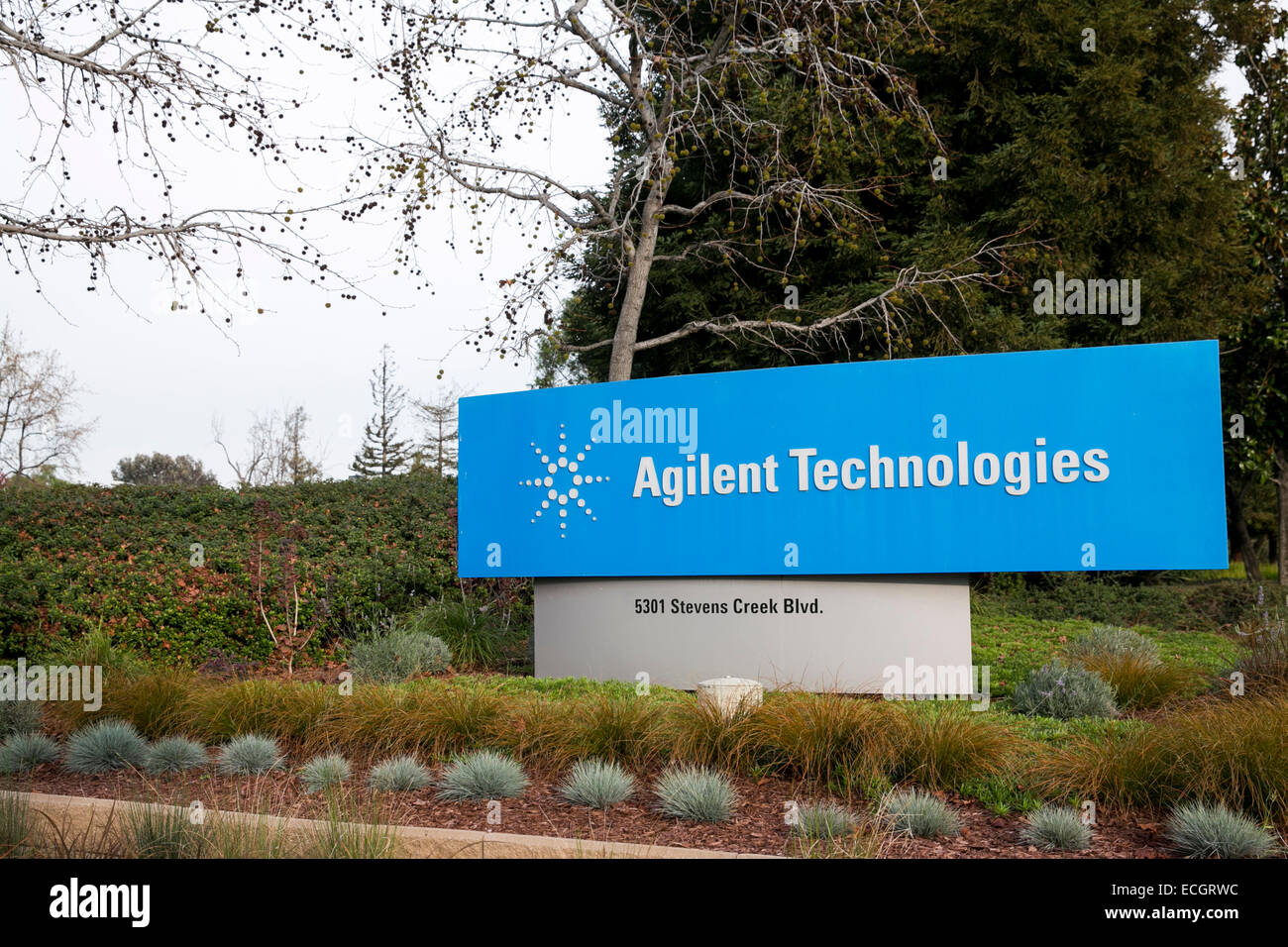 Agilent technologies logo sign hi-res stock photography and images - Alamy