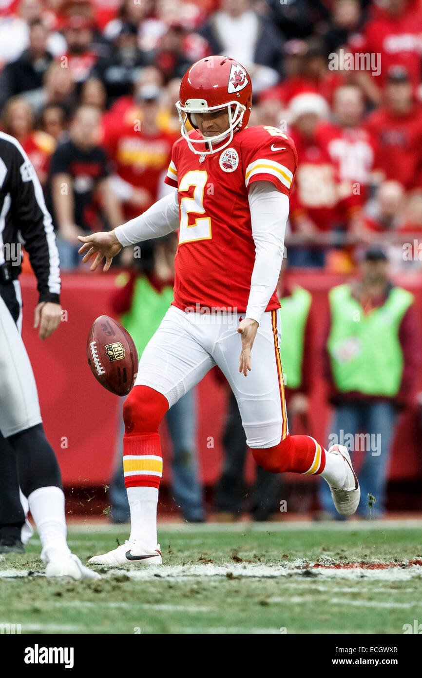 Kansas City, MO, USA. 14th Dec, 2014. Kansas City Chiefs punter Dustin ...