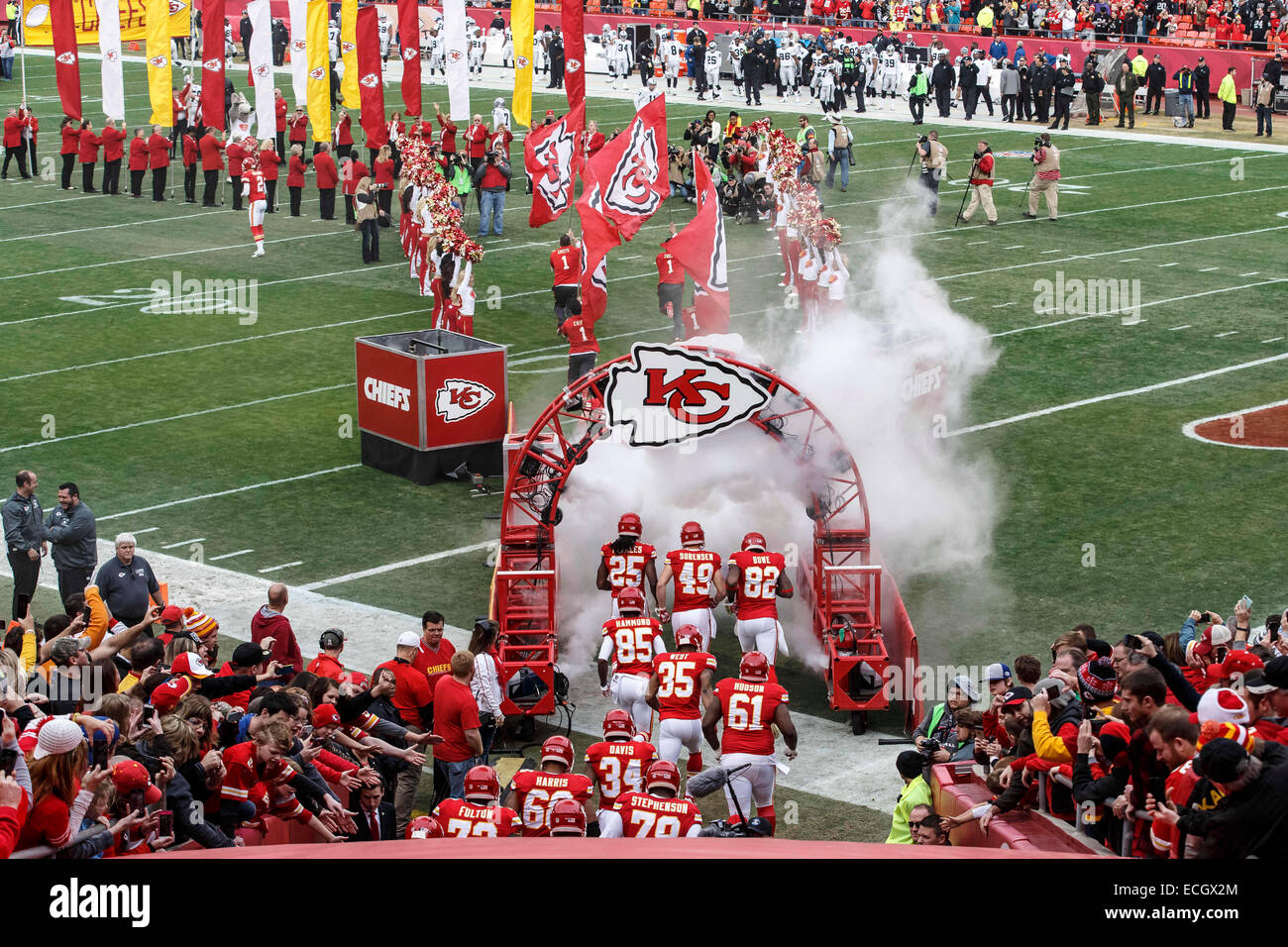 Kansas City, MO, USA. 14th Dec, 2014. TheKansas City Chiefs take the ...
