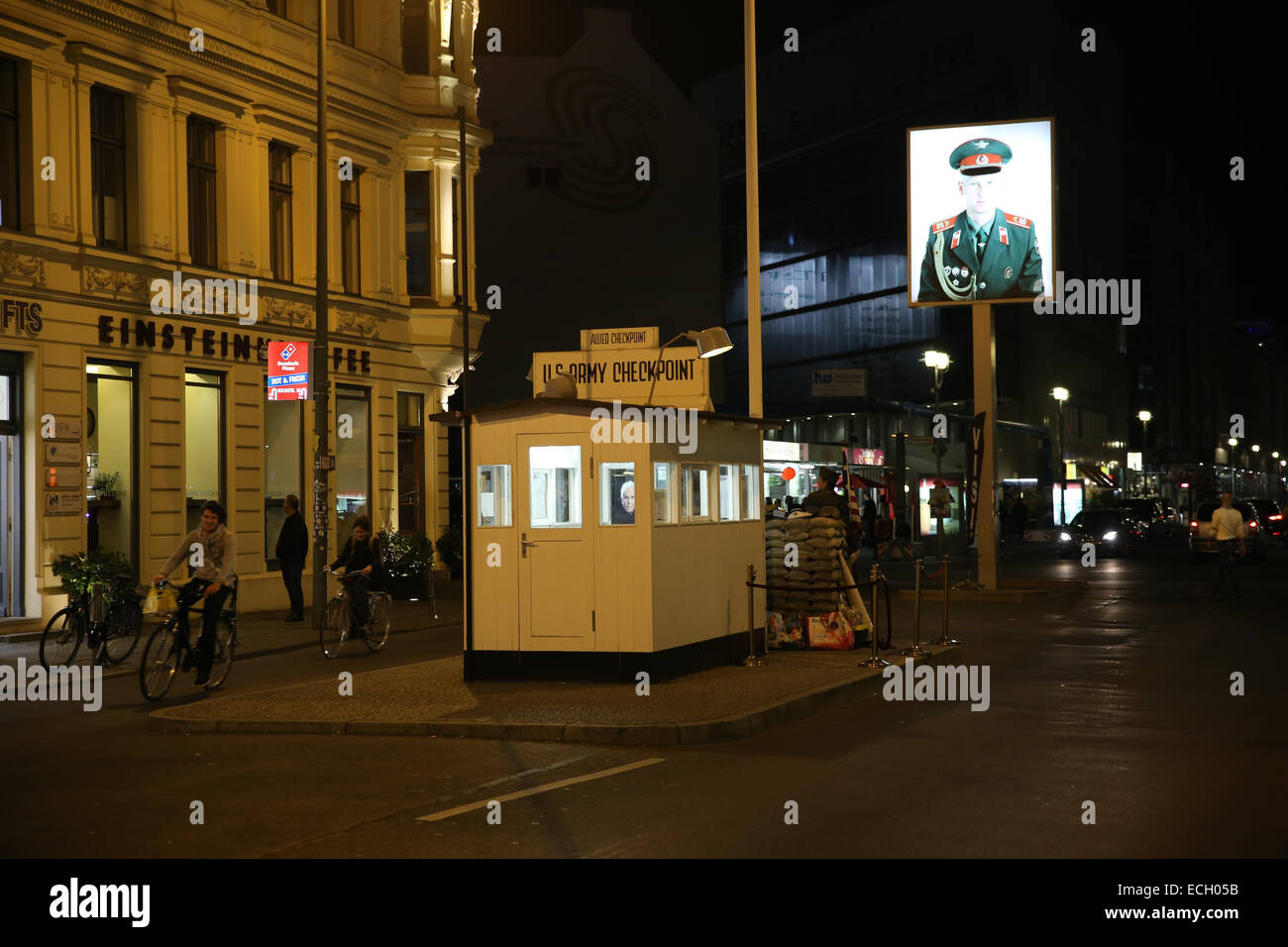 berlin Checkpoint Charlie night germany europe Stock Photo - Alamy