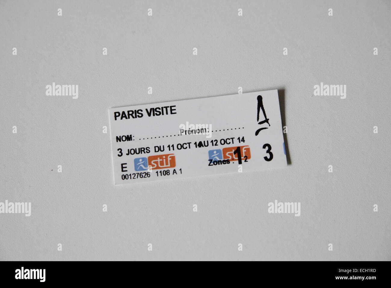 paris visitor train bus metro pass Stock Photo - Alamy