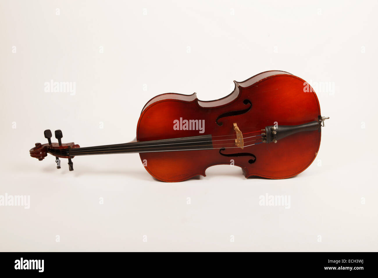 Cello front hi-res stock photography and images - Alamy