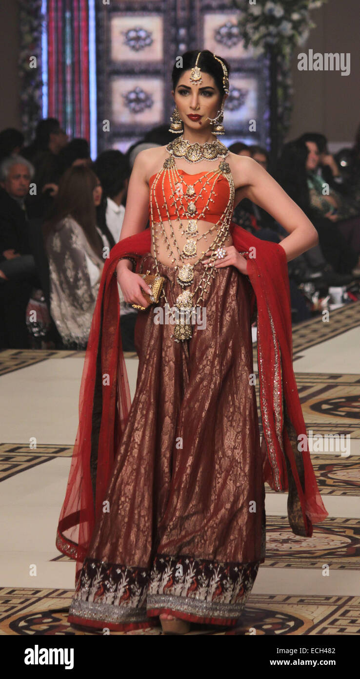Pakistani model presents the creations of Pakistani designers Samreen ...