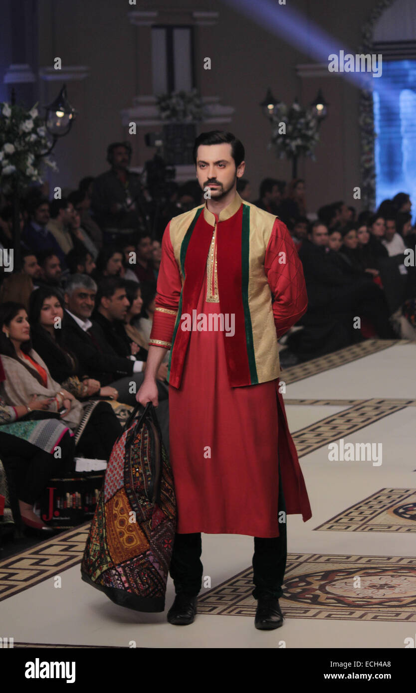 Pakistani model presents the creations of Pakistani designers Samreen ...