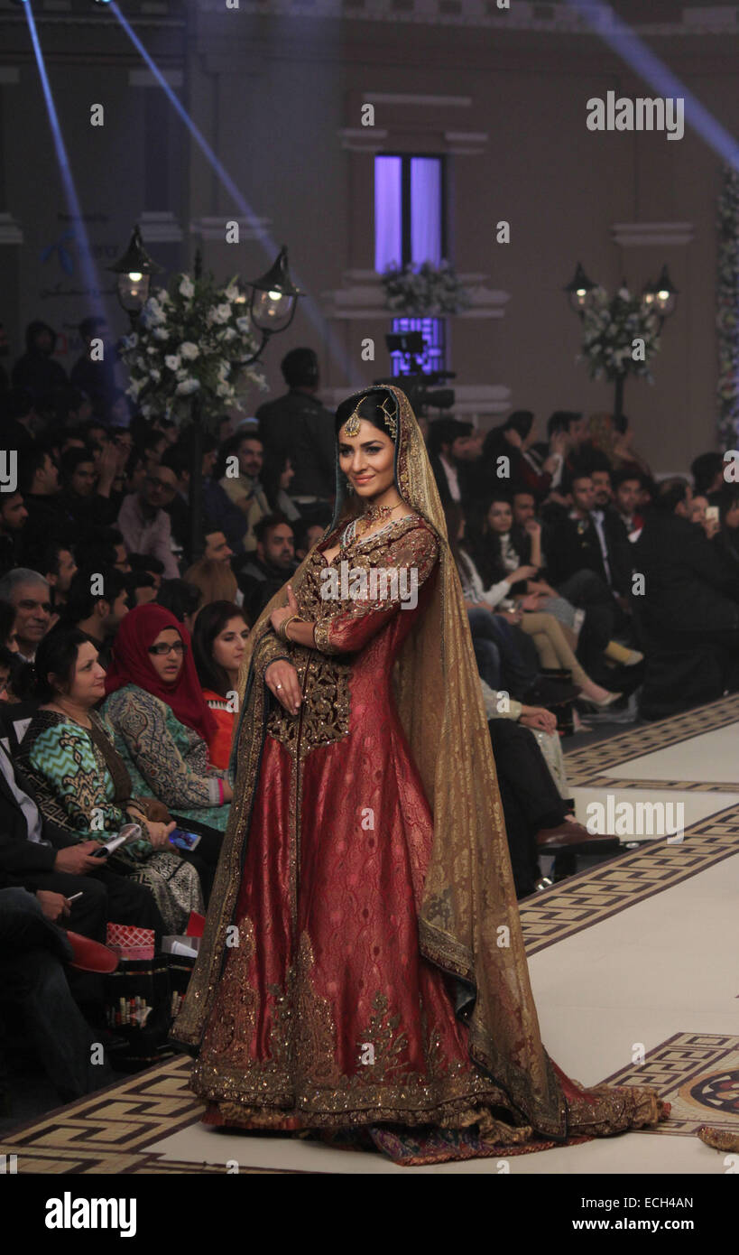 Pakistani model presents the creations of Pakistani designers Samreen ...