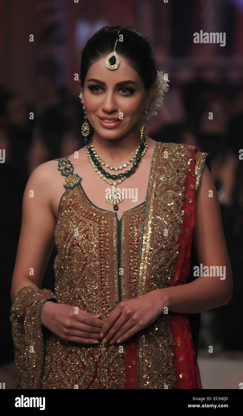 Pakistani model presents the creations of Pakistani designers Samreen ...