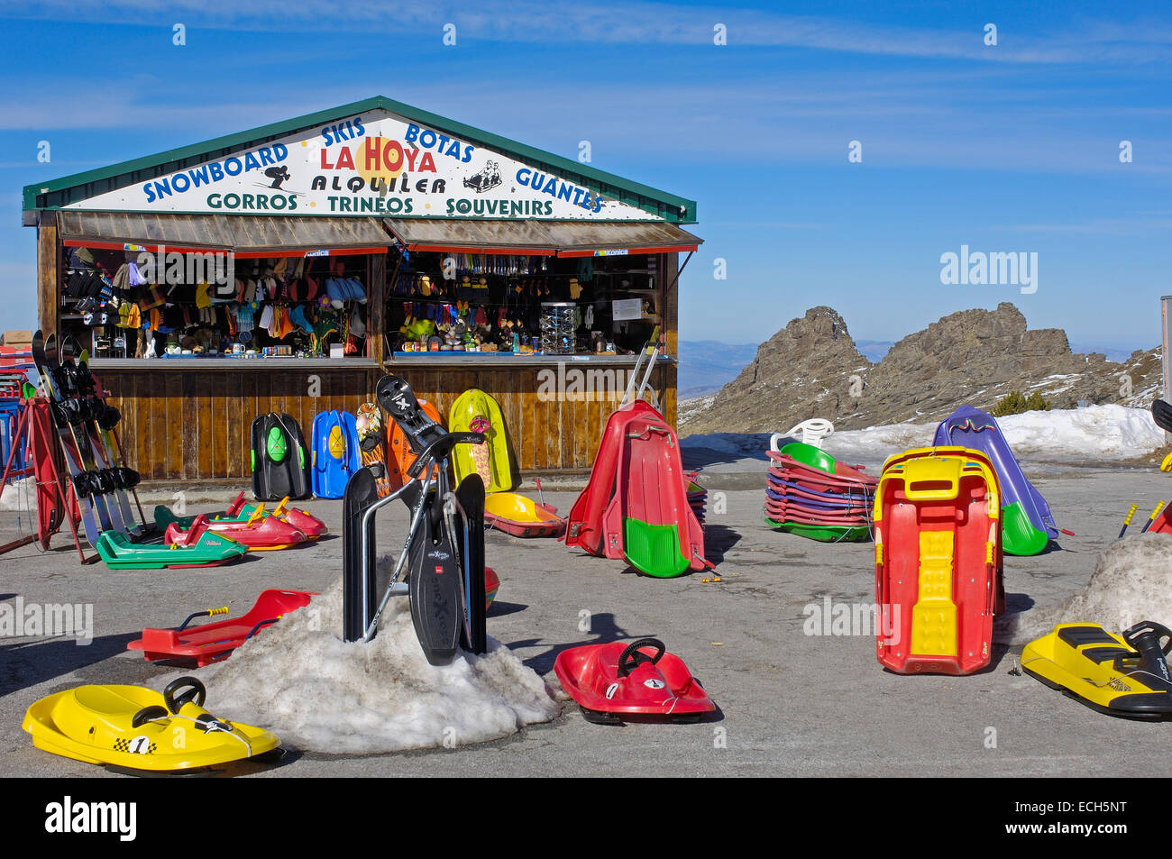 Shop and sport and display and spain hi-res stock photography and ...