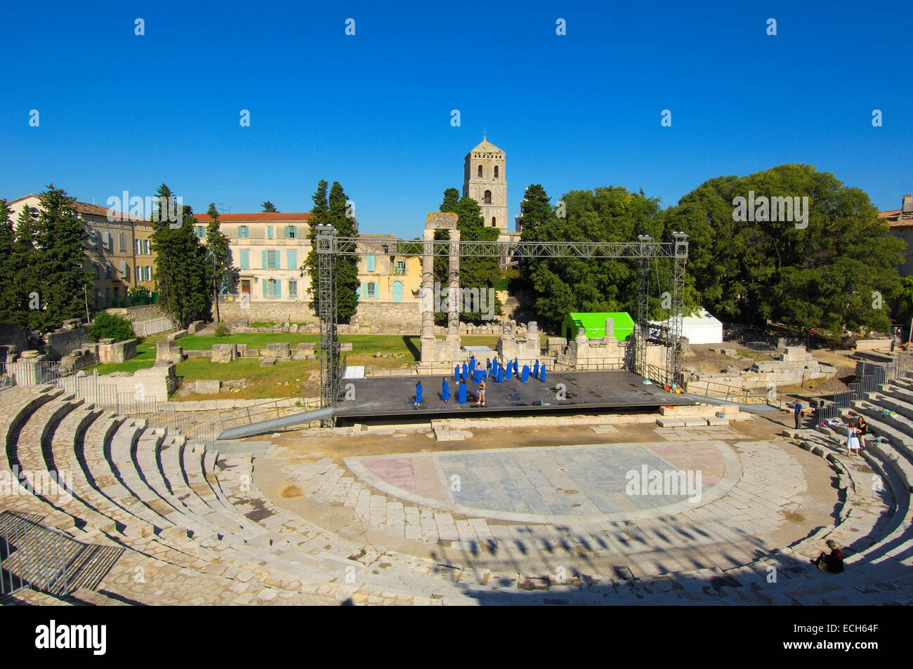 Roman amphitheatres france hi-res stock photography and images - Alamy