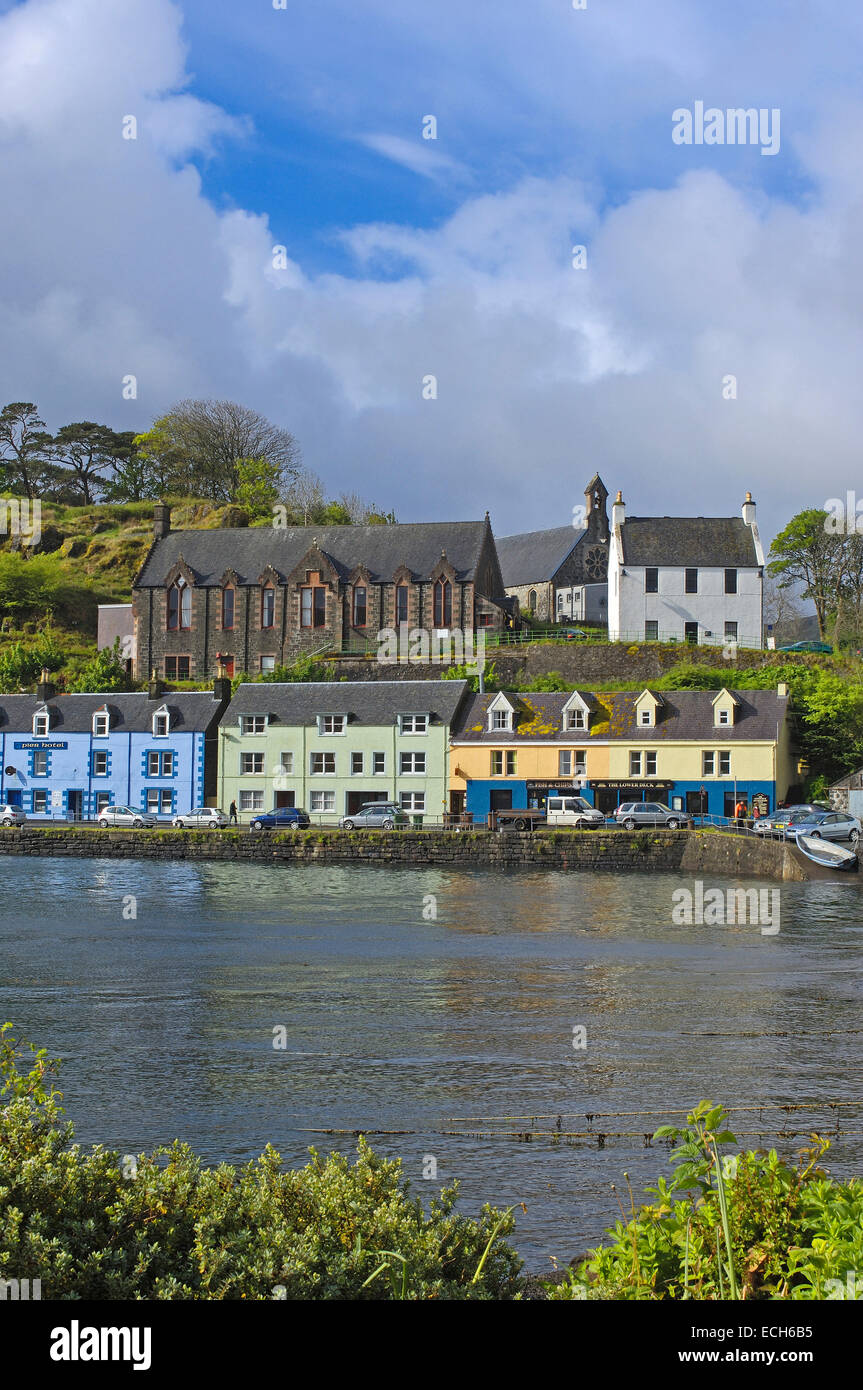 Portree, Skye Island, Highlands region, Scotland, United Kingdom ...