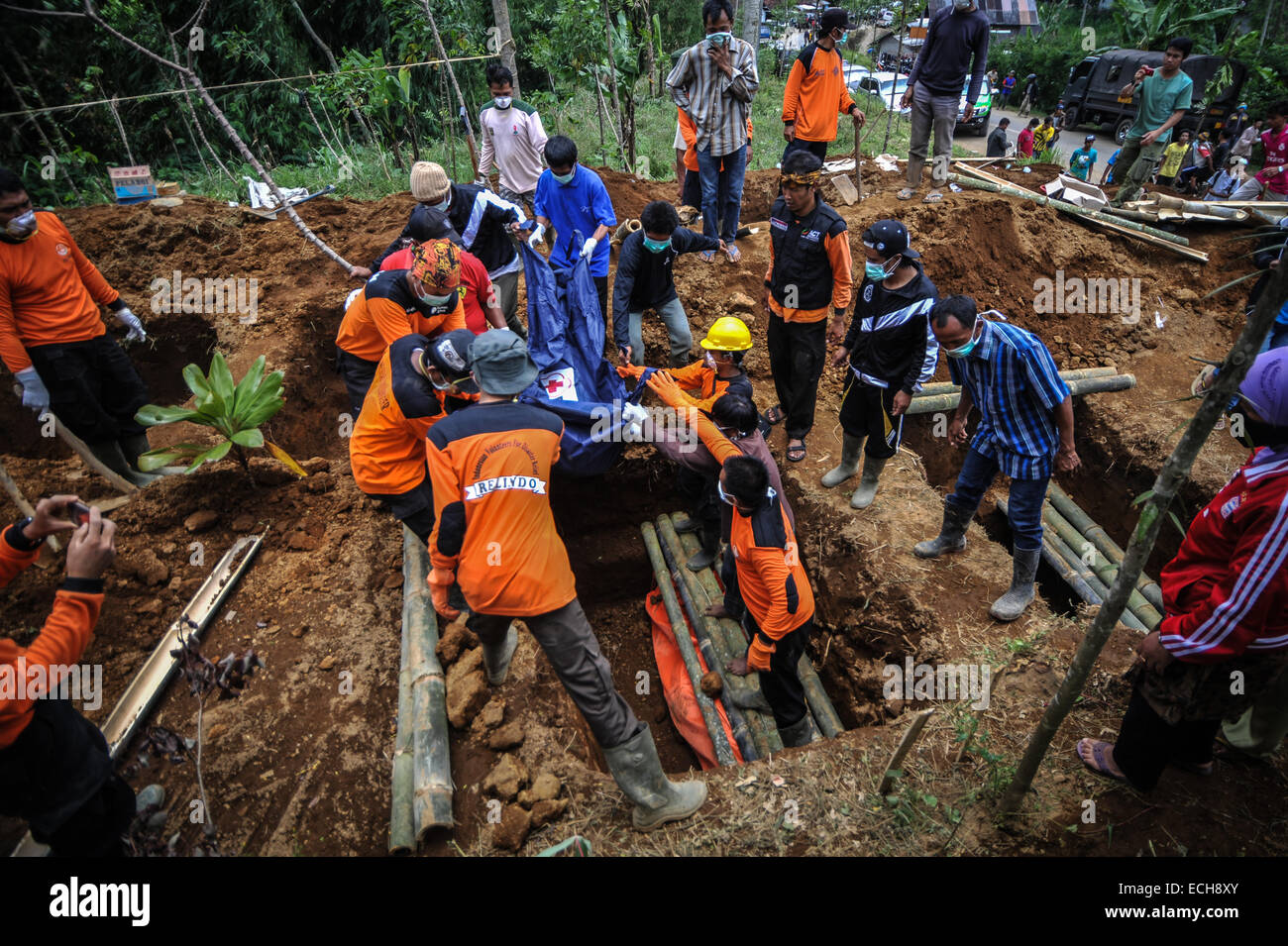 Landslide victims hi-res stock photography and images - Alamy