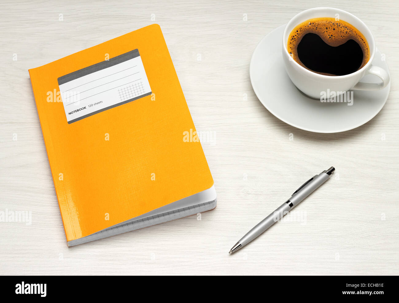 Office table with notepad hi-res stock photography and images - Alamy