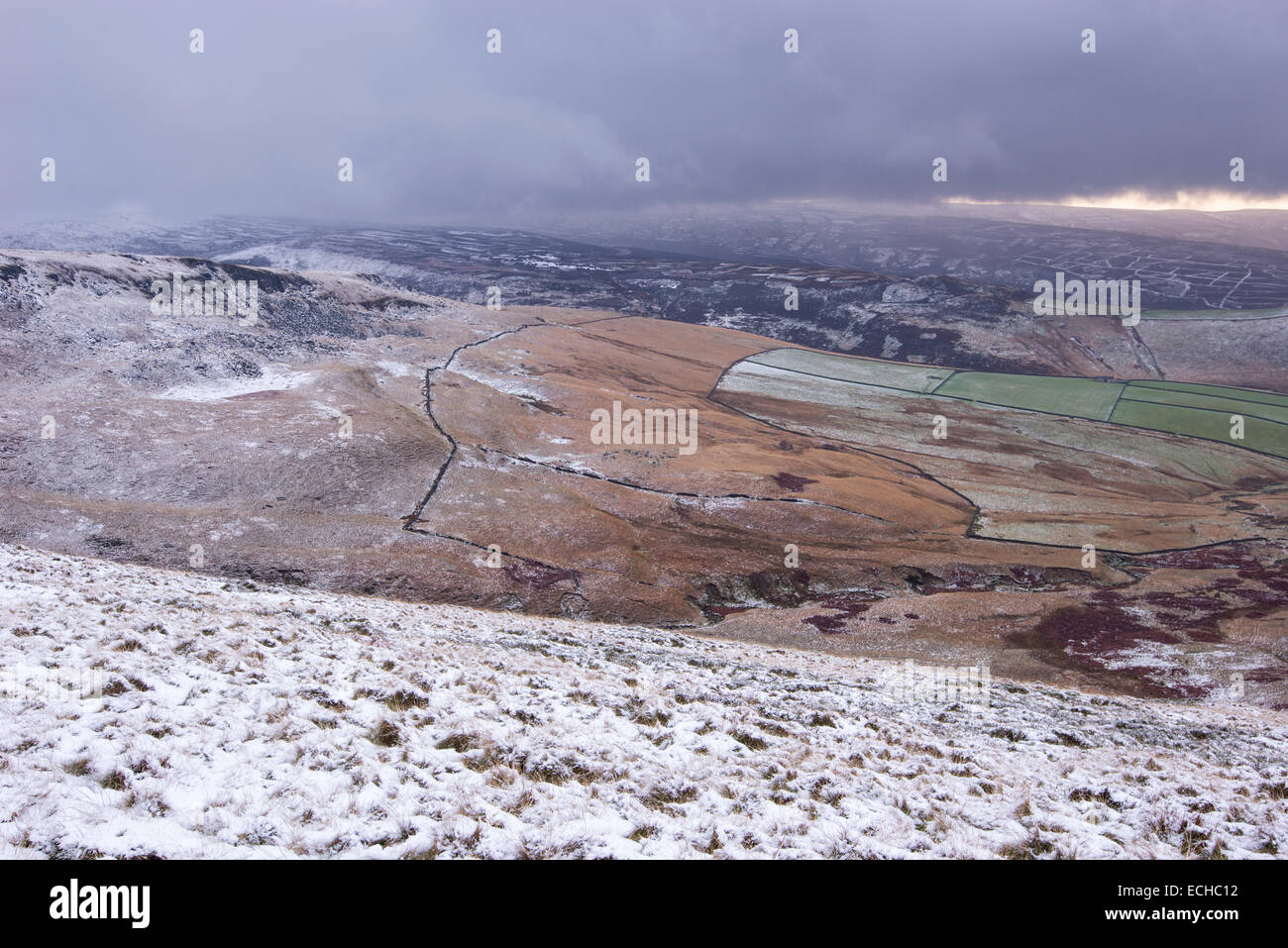 Glossop hills hi-res stock photography and images - Alamy