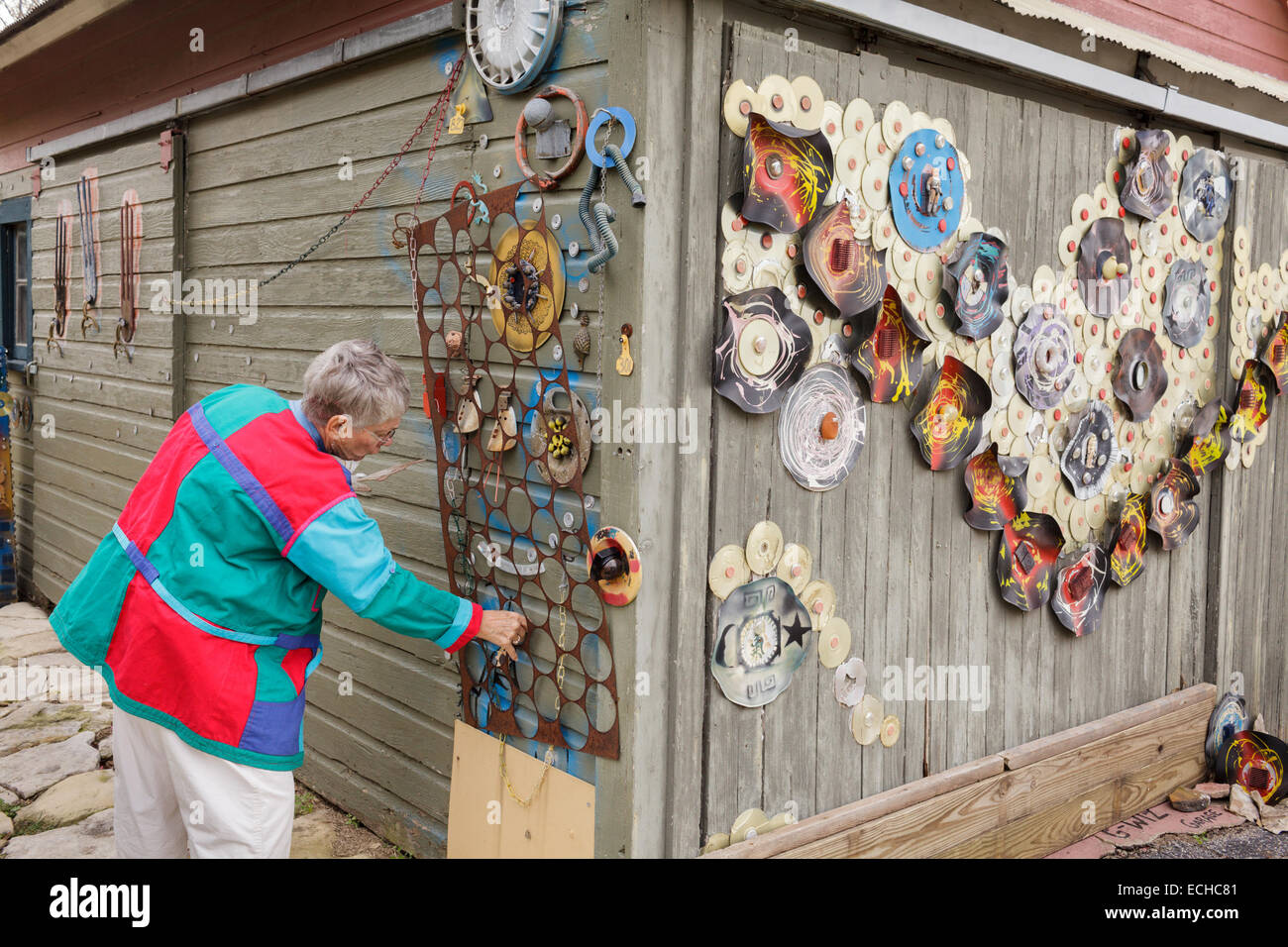 Florence Deeble Rock Garden, outsider art in Lucas, "Grassroots Capital ...