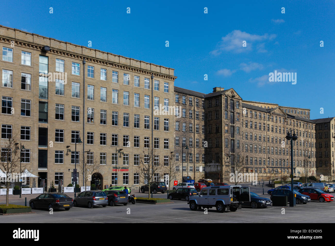 Textile manufacturing town hi-res stock photography and images - Alamy