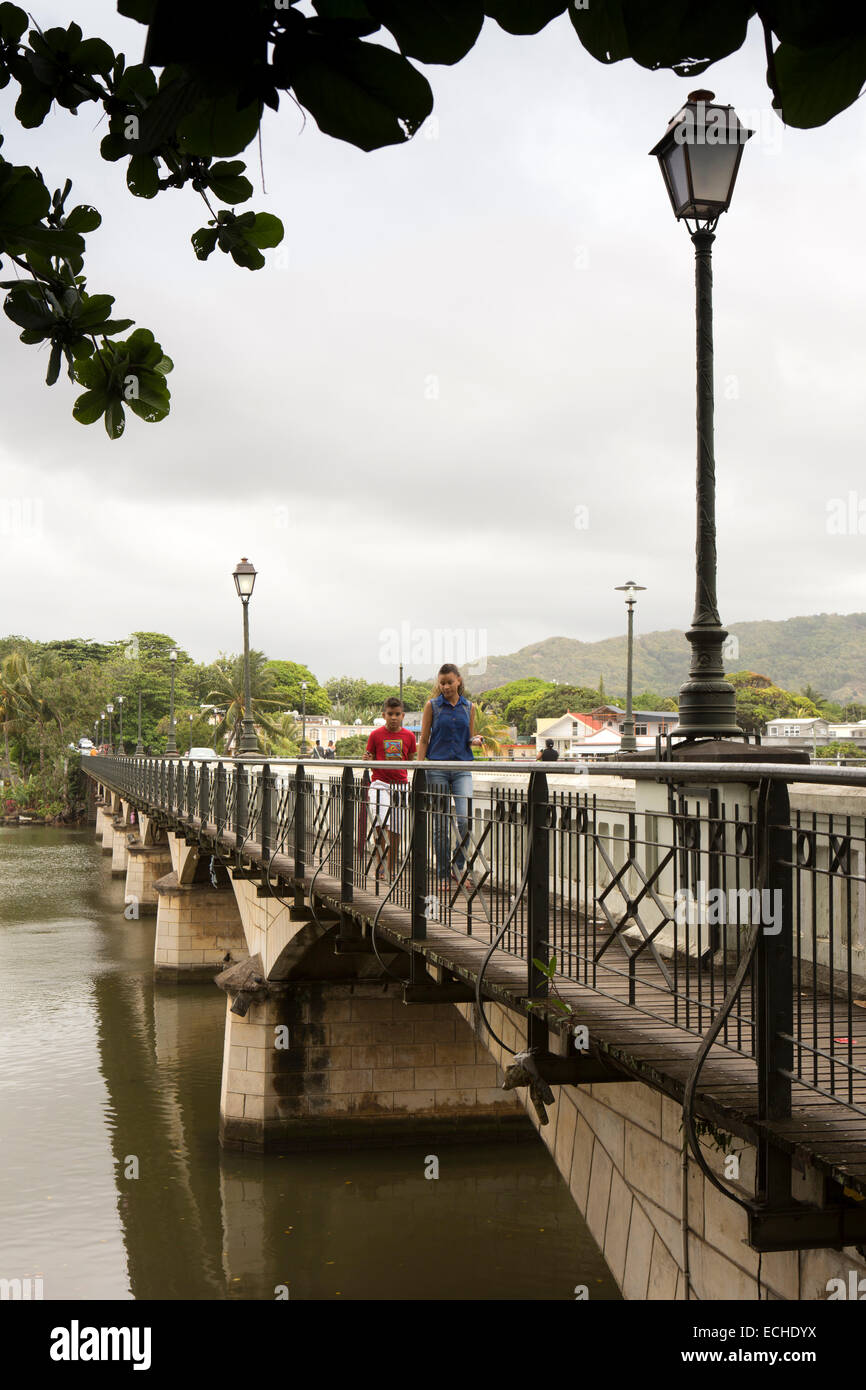 Local mauritian people crossing hi-res stock photography and images - Alamy