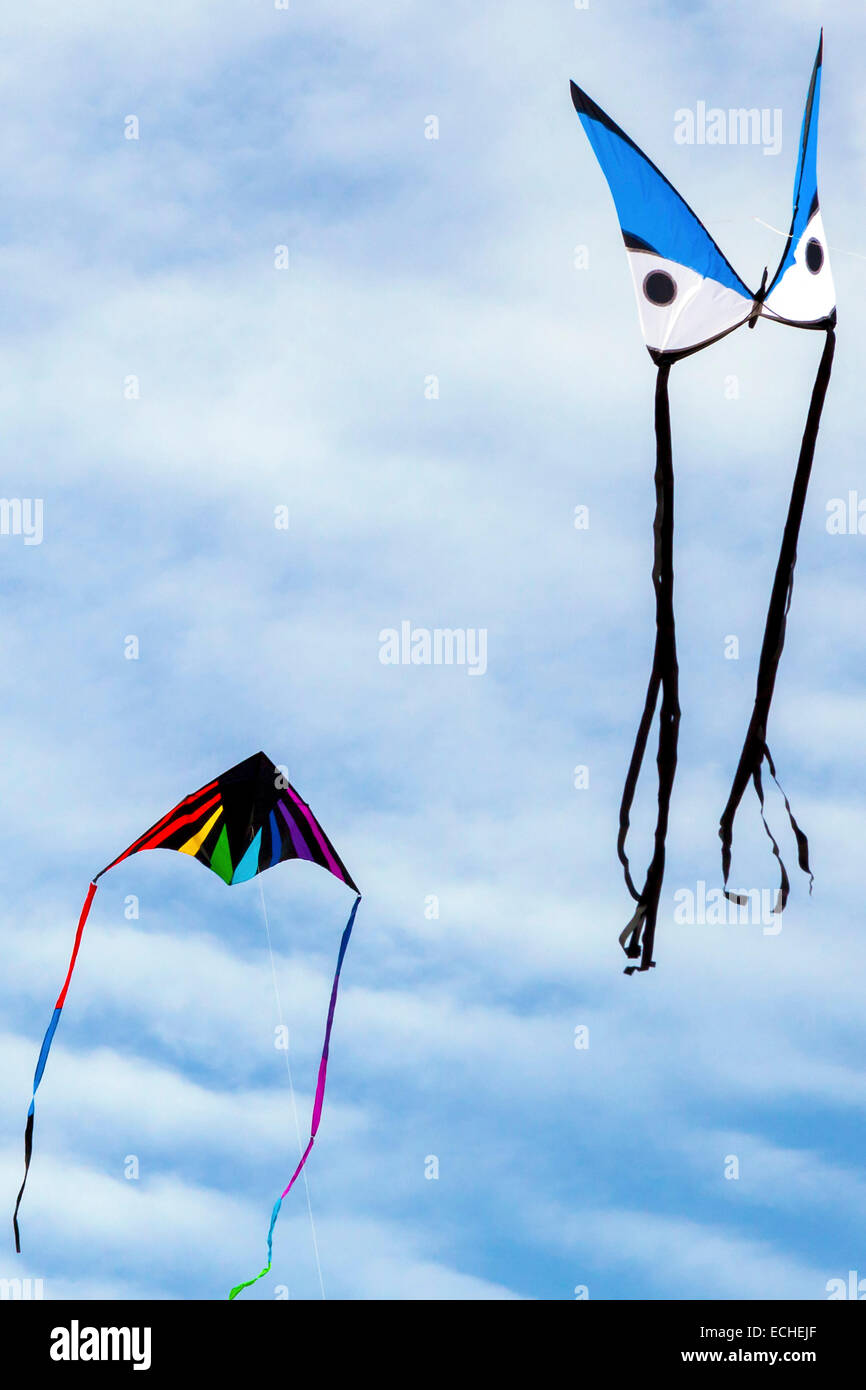 Kite shape hi-res stock photography and images - Alamy
