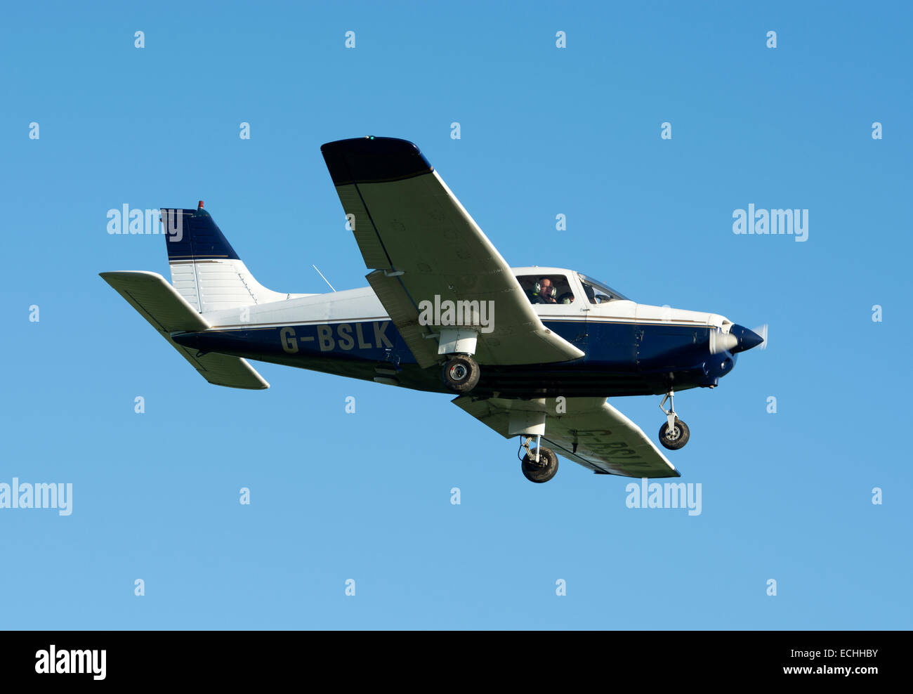 Piper PA28 Warrior II. G-BSLK Stock Photo - Alamy