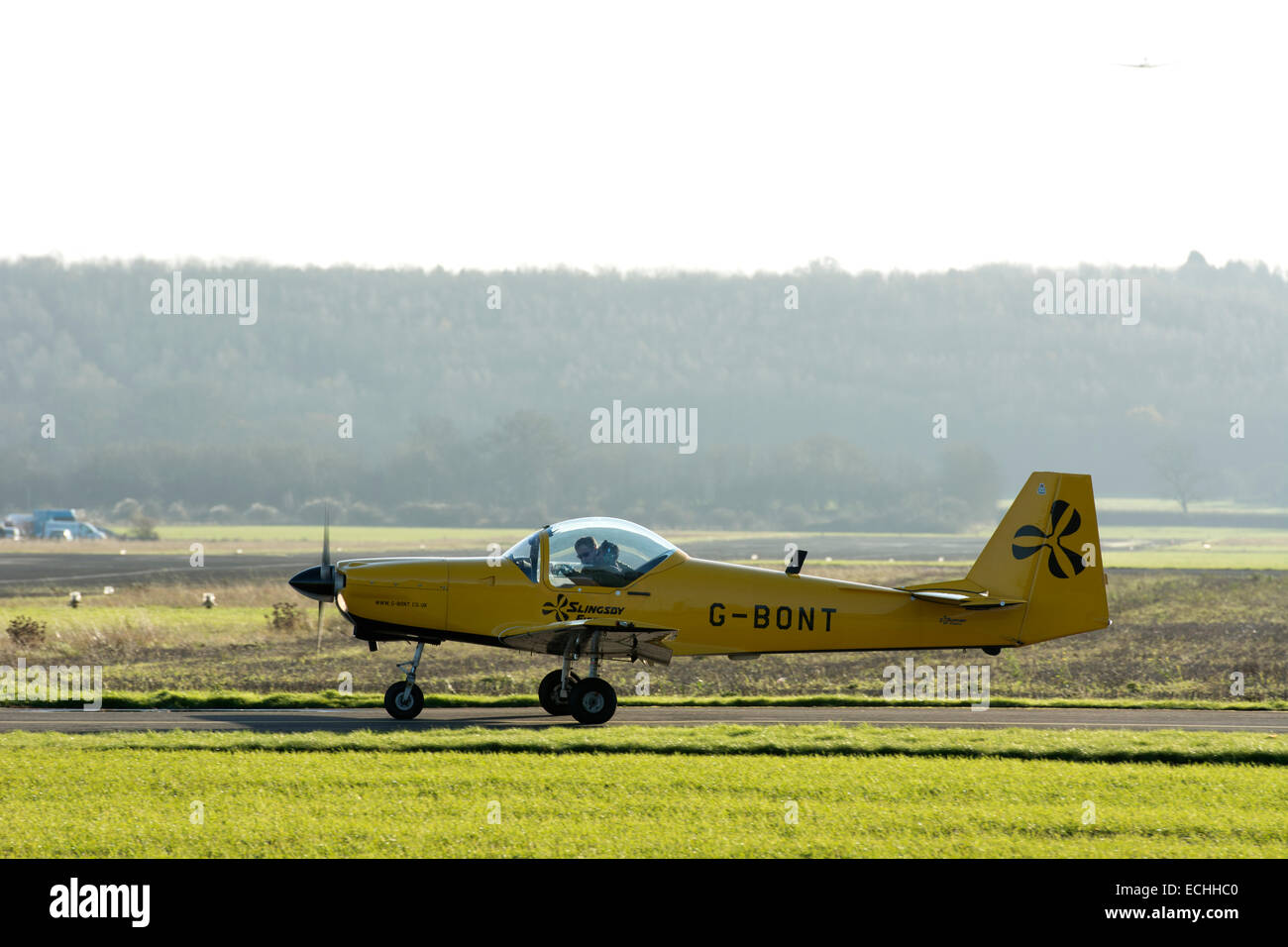 Slingsby T67M MkII Firefly. G-BONT Stock Photo - Alamy