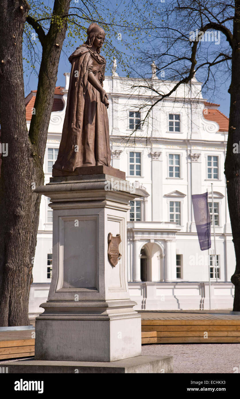 Oranienburg Castle Stock Photos & Oranienburg Castle Stock Images - Alamy