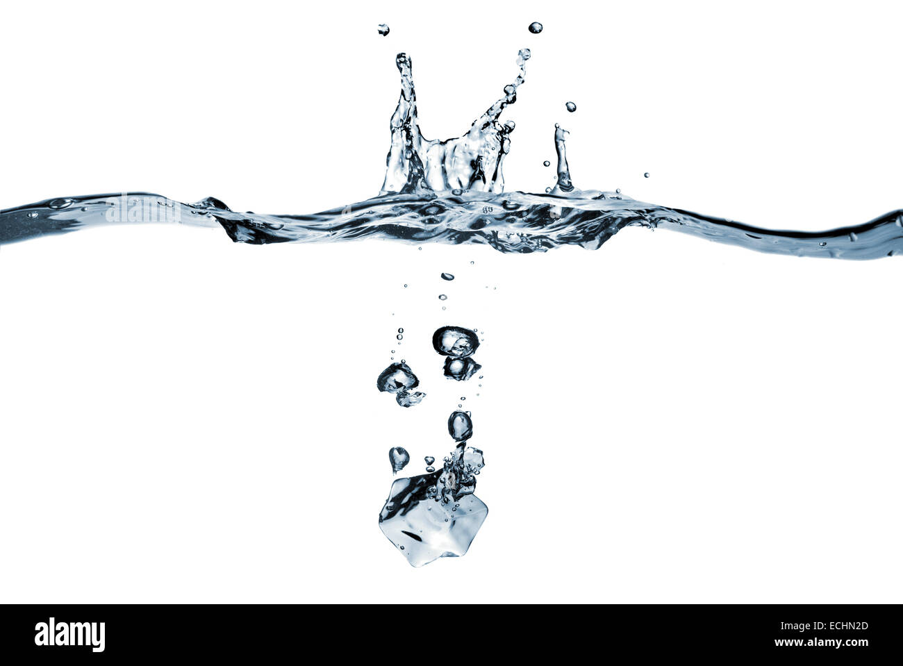 Ice cube dropped water splash hi-res stock photography and images - Alamy