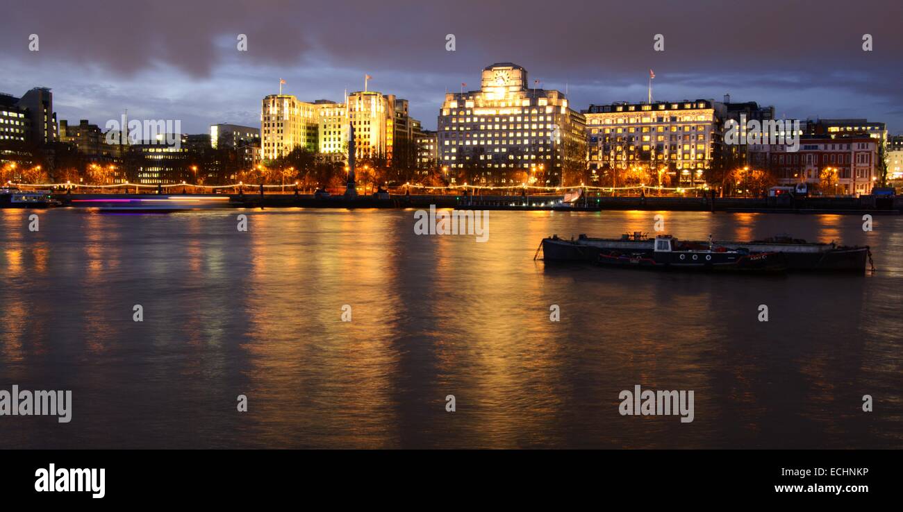 Victoria embankment hi-res stock photography and images - Alamy