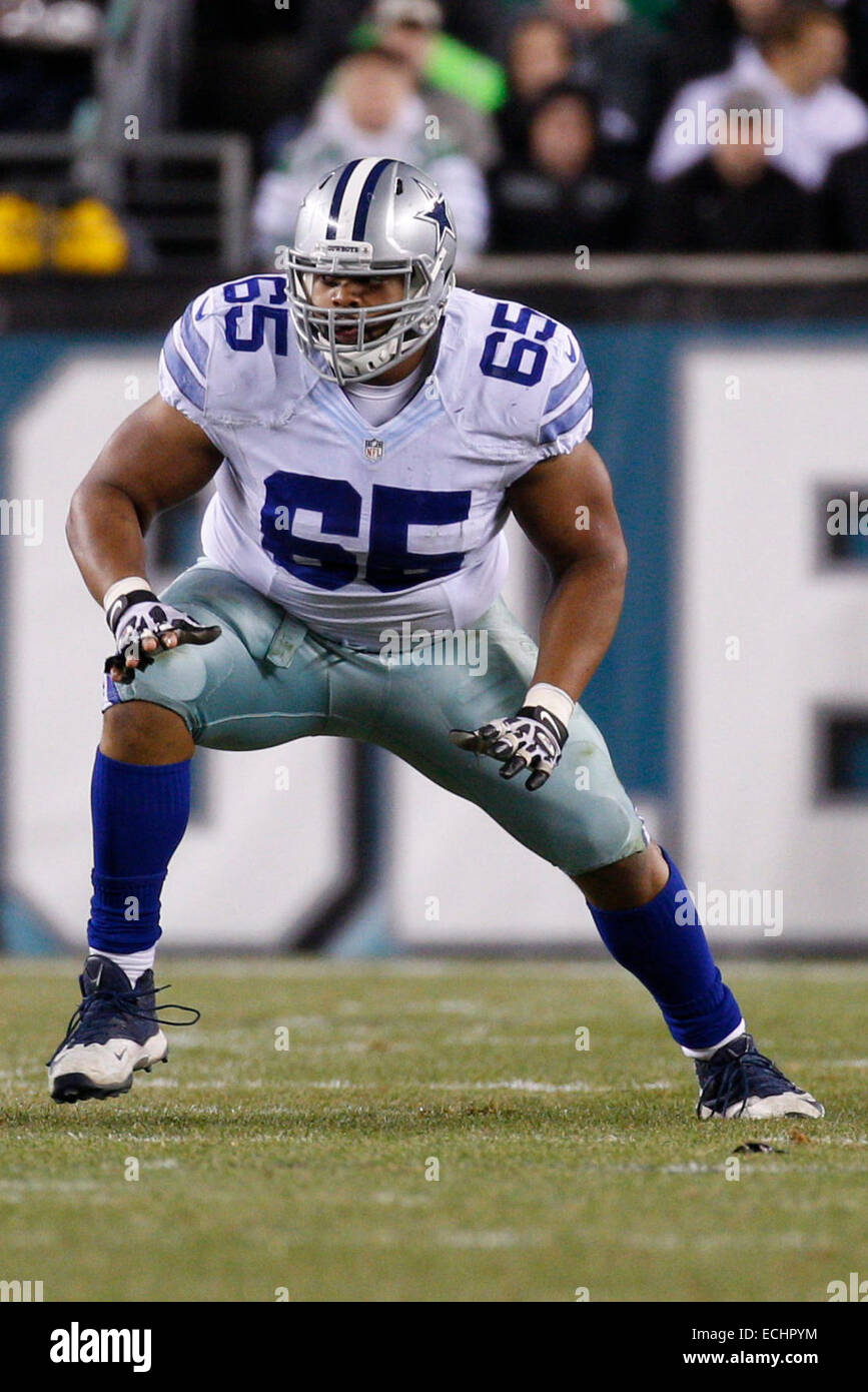 December 14, 2014: Dallas Cowboys guard Ronald Leary (65) in action ...