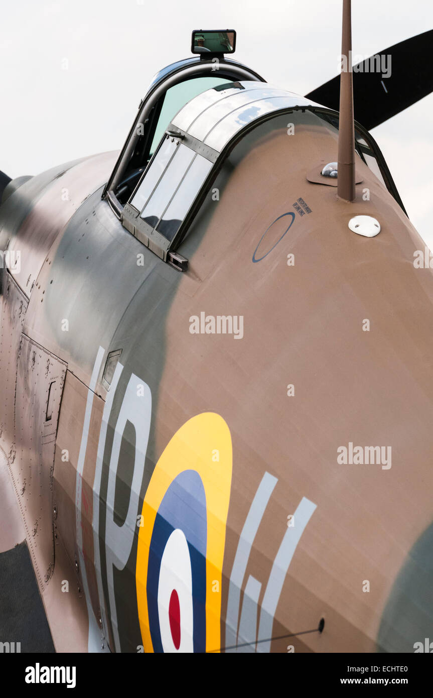 Hawker hurricane cockpit hi-res stock photography and images - Alamy