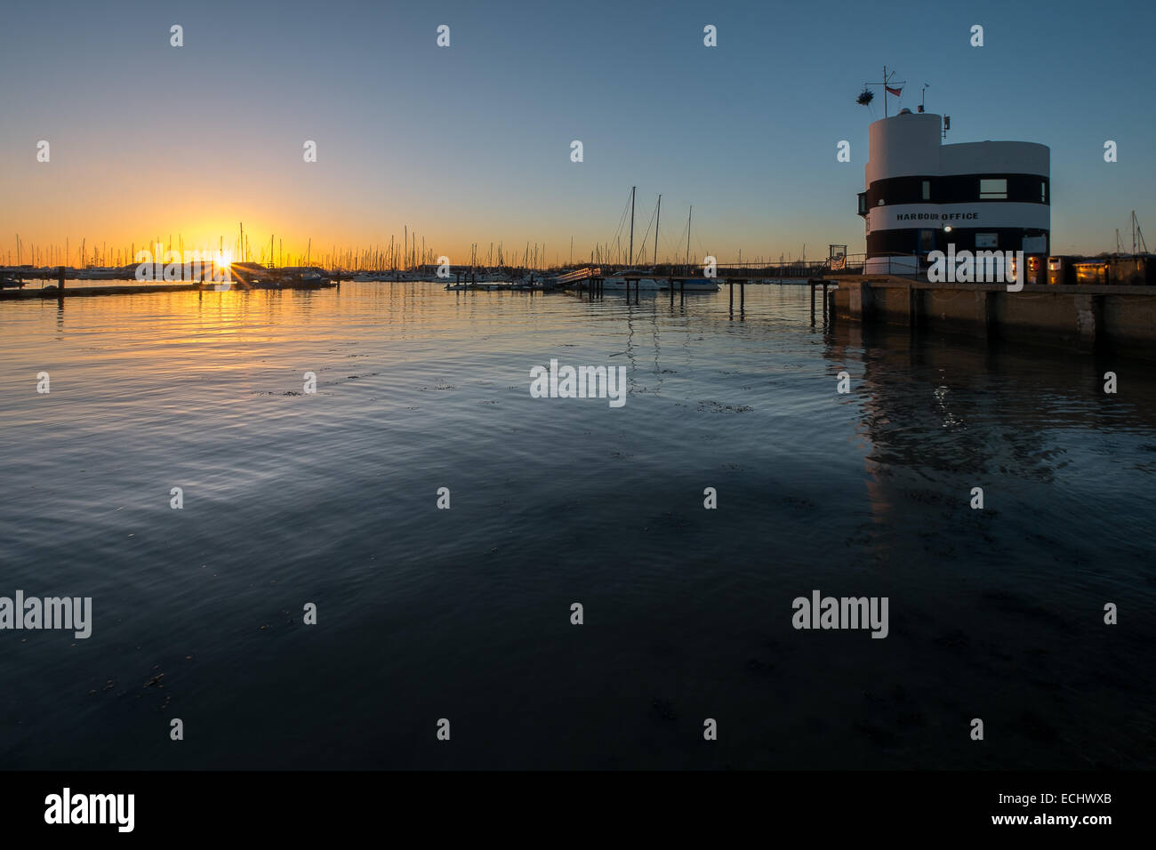 Sunset over Southampton waters Stock Photo - Alamy