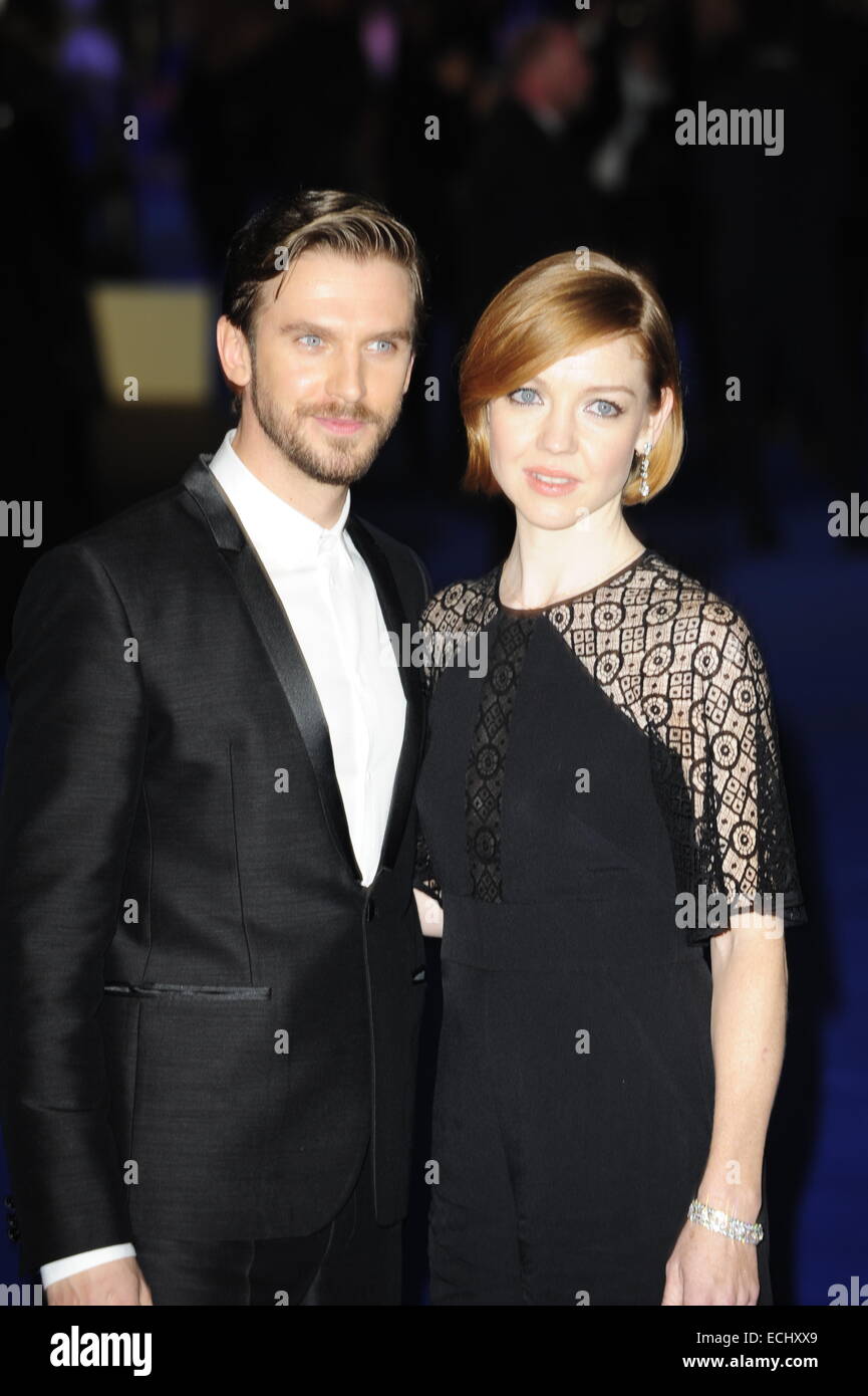 London, UK. 15th December, 2014. Dan Stevens & wife Suusie Hariet ...
