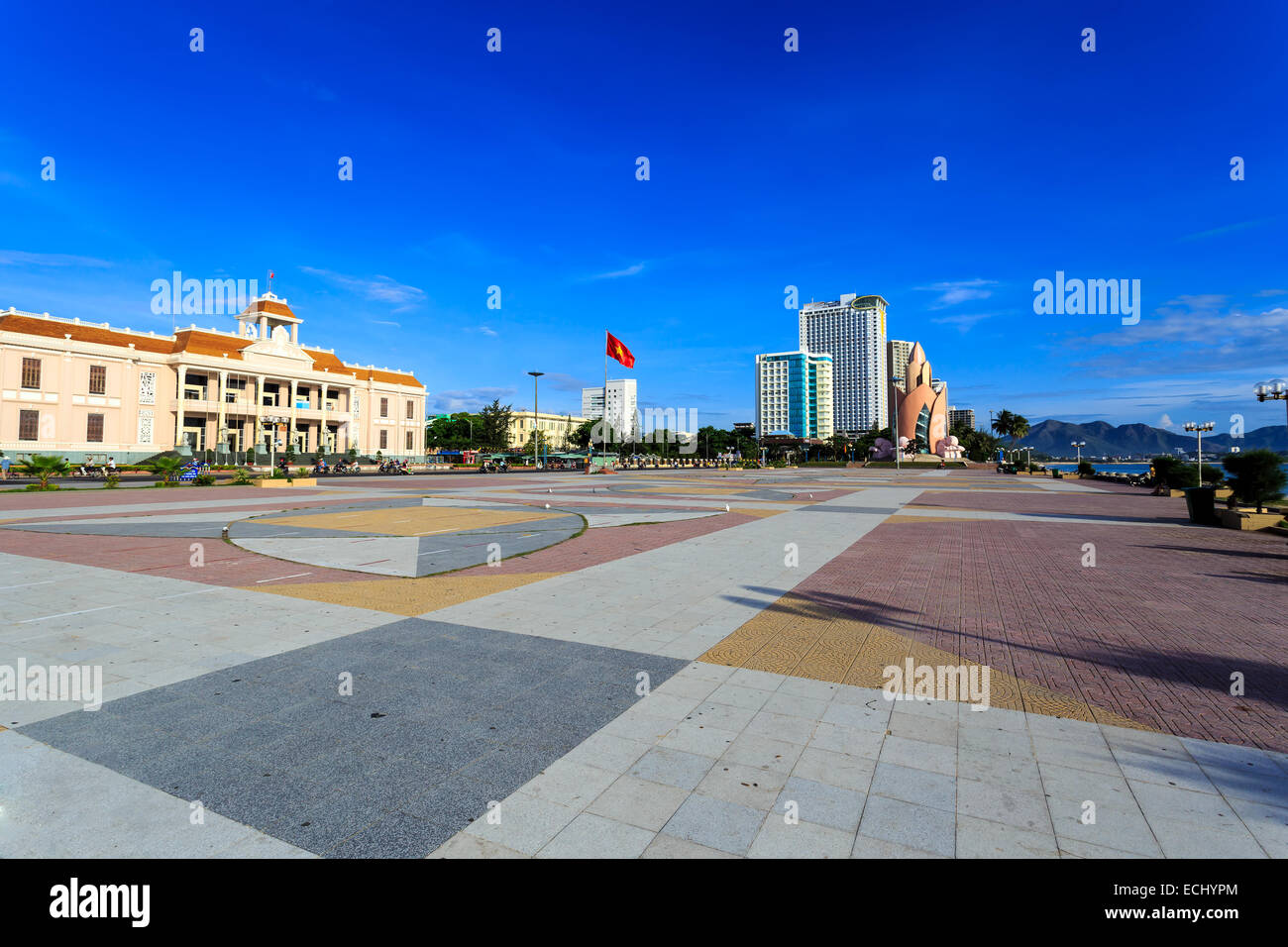 Nha trang square hi-res stock photography and images - Alamy