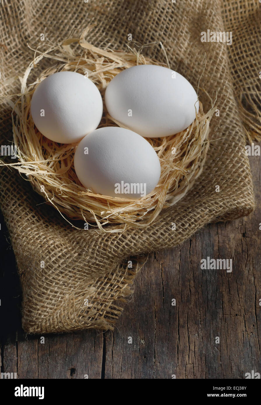 Farm eggs hi-res stock photography and images - Alamy