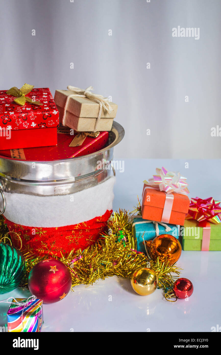 Festive gift box hi-res stock photography and images - Alamy
