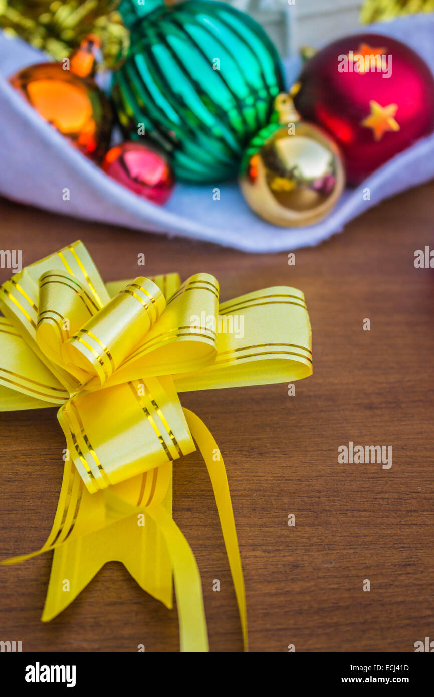 Yellow ribbon for gift decoration Stock Photo - Alamy