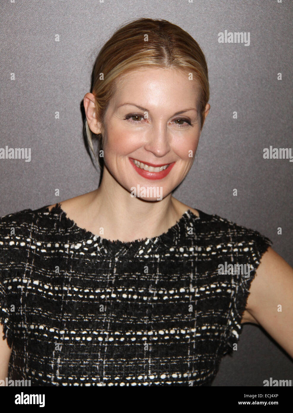 New York, USA. 15th Dec, 2014. Actress KELLY RUTHERFORD attends the New ...