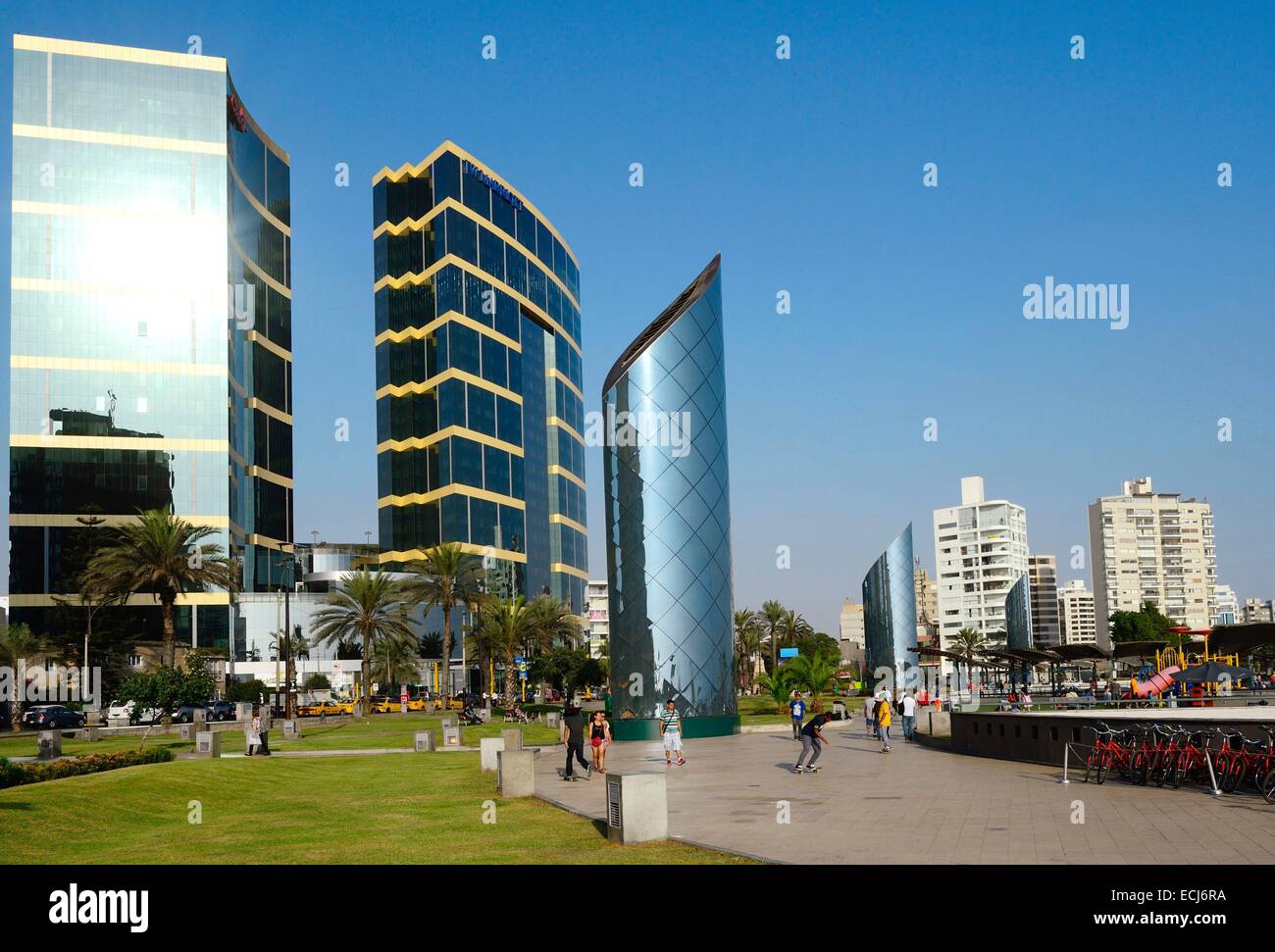 Peru, Lima, Miraflores District, Larcomar, commercial center Stock ...