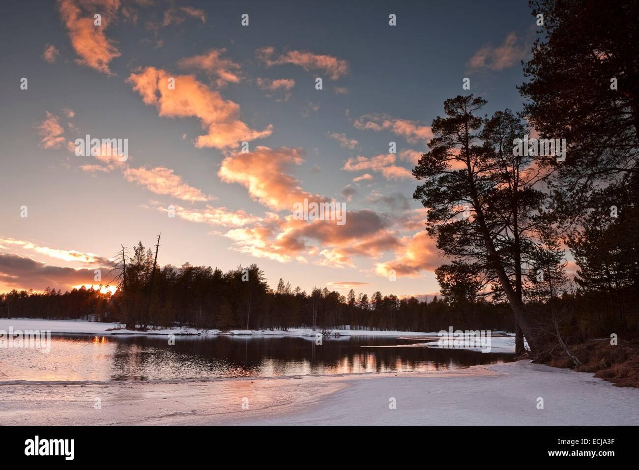 Sunset in lapland hi-res stock photography and images - Alamy