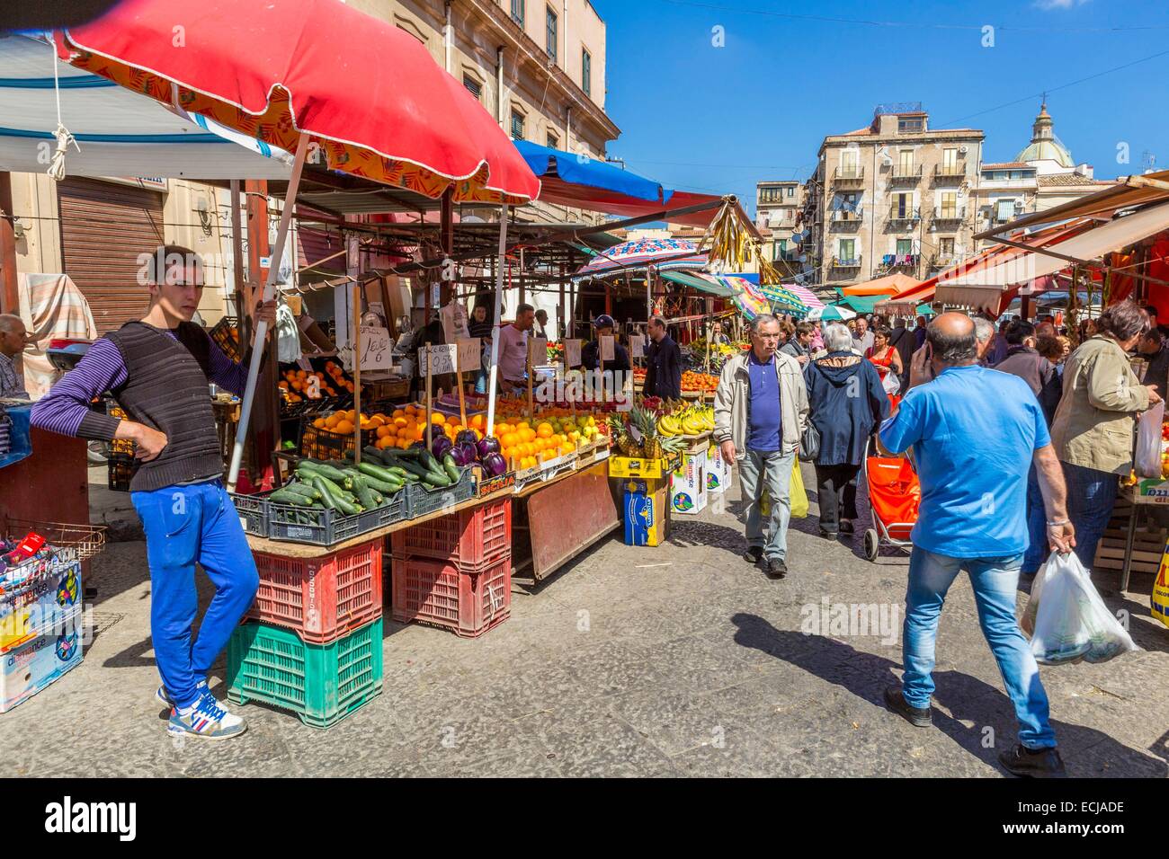 Italy, Sicily, Palermo, Ballaro market Stock Photo - Alamy
