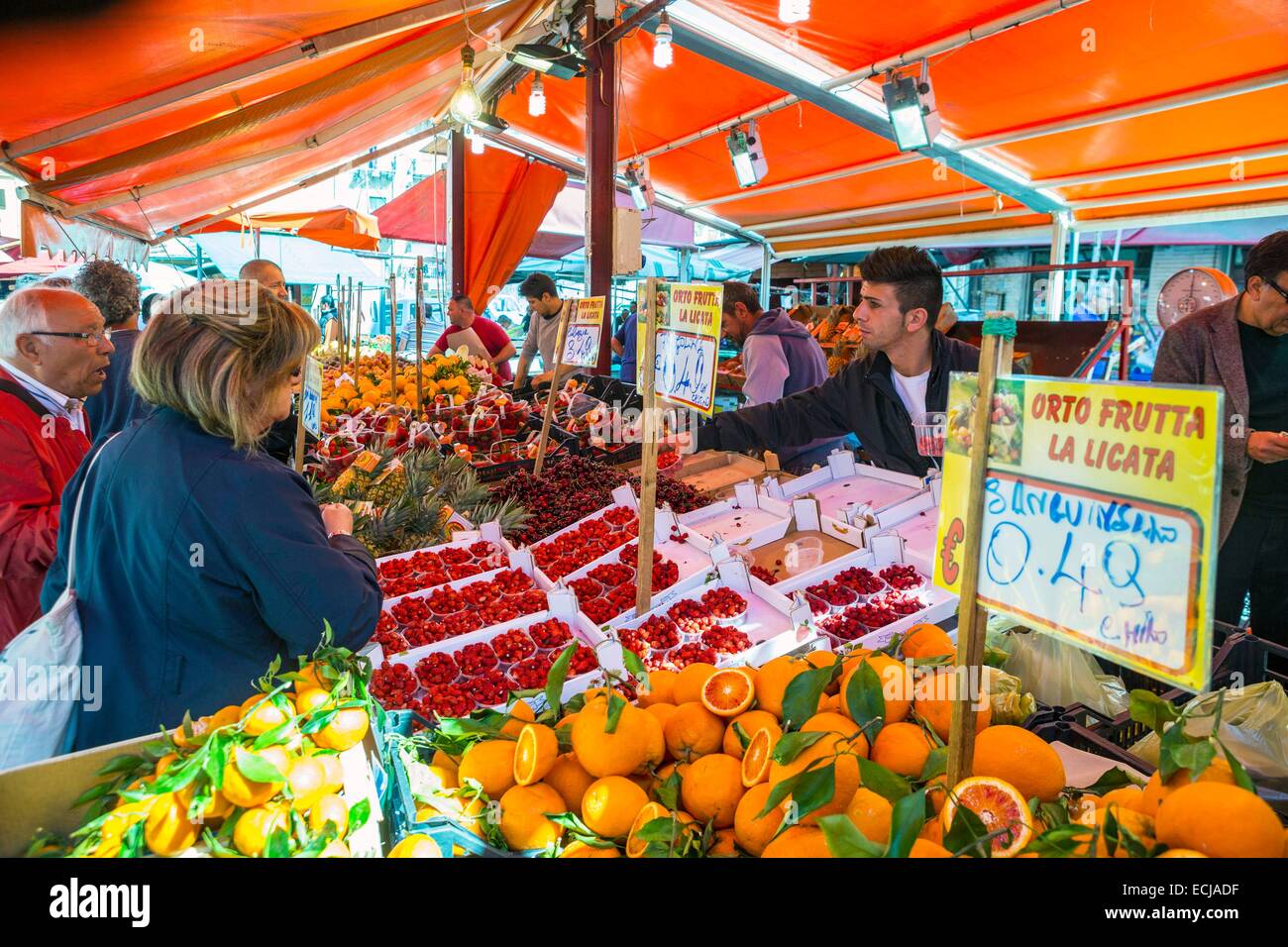 Italy, Sicily, Palermo, Ballaro market Stock Photo - Alamy
