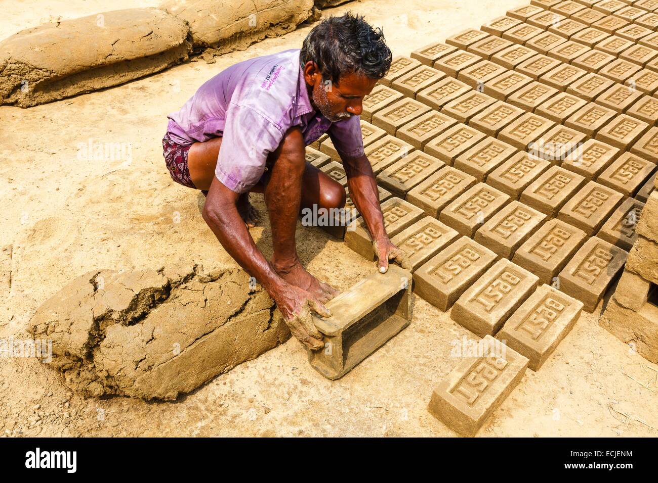Brick molding hi-res stock photography and images - Alamy