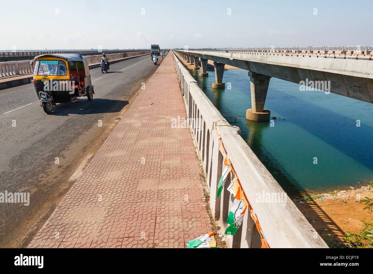 River mahanadi hi-res stock photography and images - Alamy