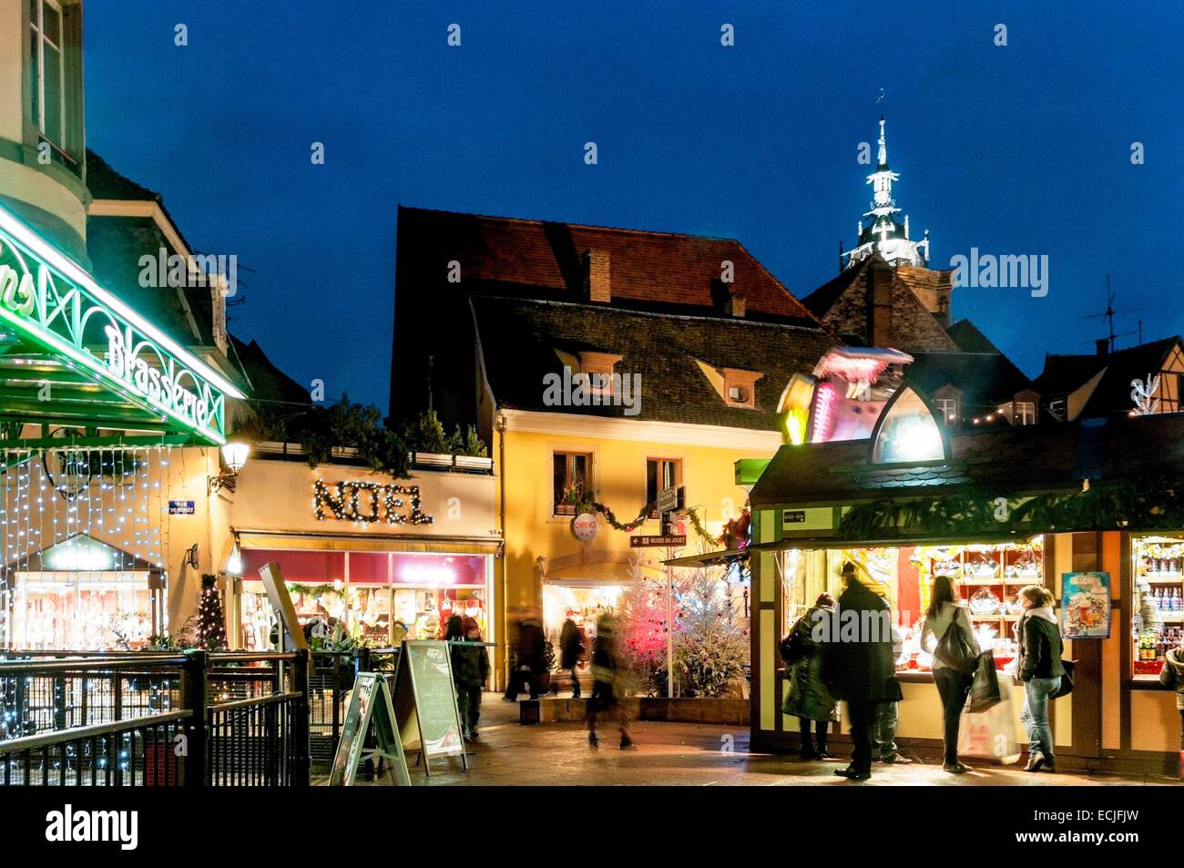 France, Haut Rhin, Colmar, christmas market in downtown Stock Photo - Alamy