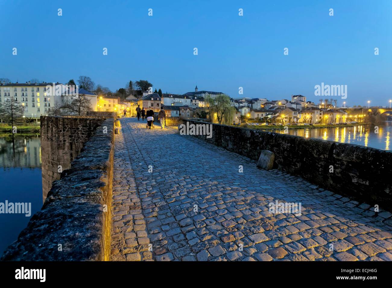 France, Haute Vienne, Limoges, medieval bridge and cathedral of Saint ...