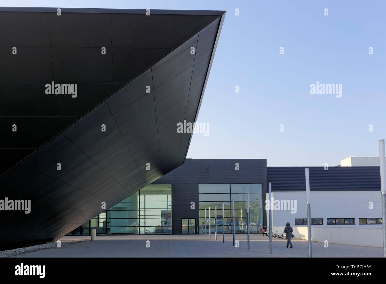 Ceramic school hi-res stock photography and images - Alamy