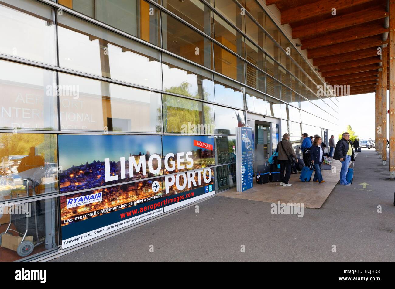 Limoges airport hi-res stock photography and images - Alamy