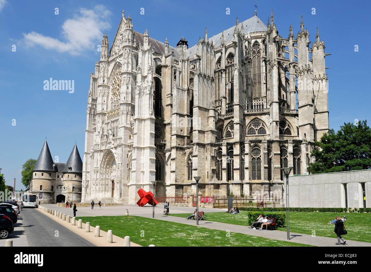 France, Oise, Beauvais, Saint Pierre Cathedral built between the 13th ...