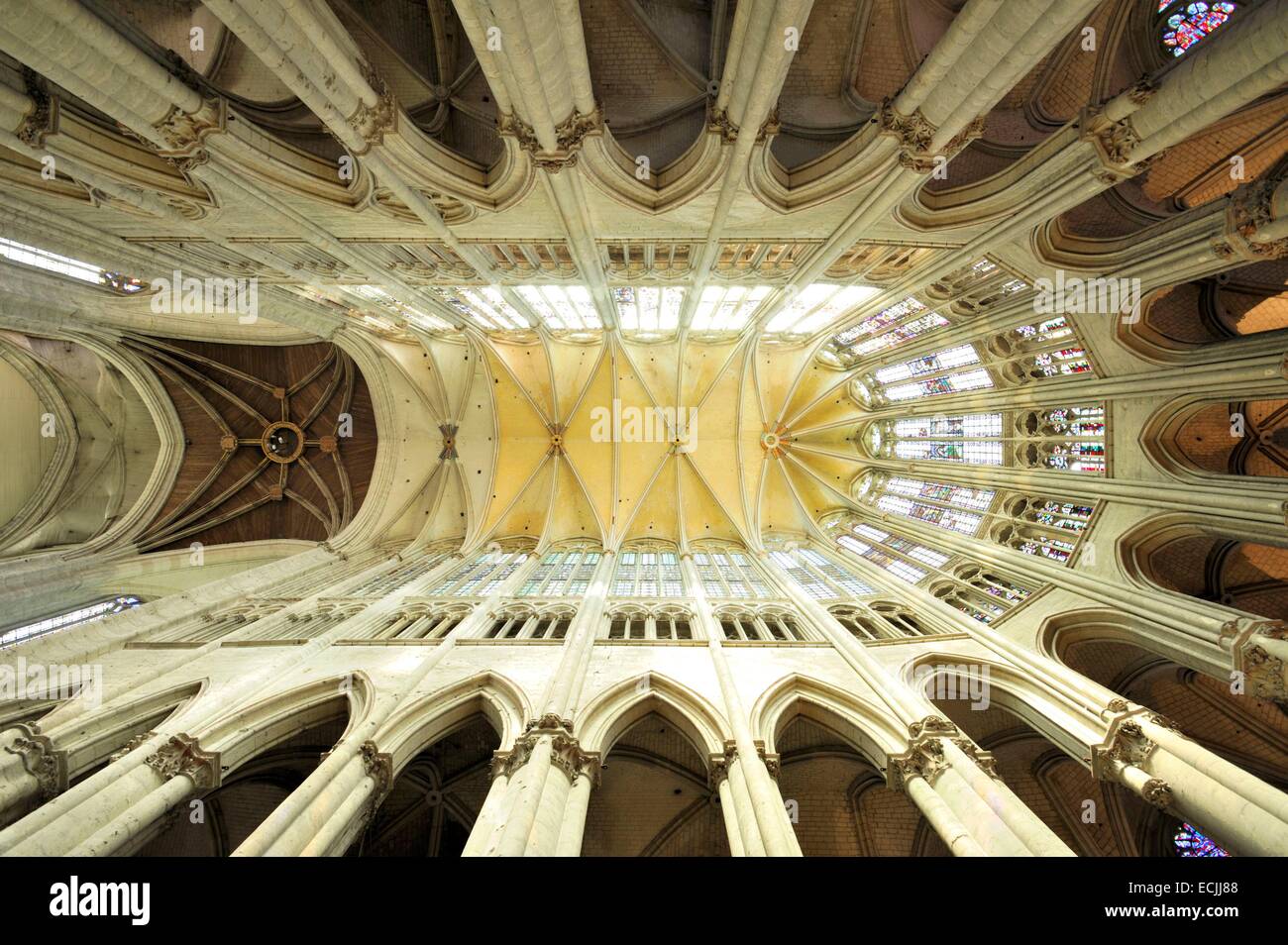 France, Oise, Beauvais, Saint Pierre Cathedral built between the 13th ...