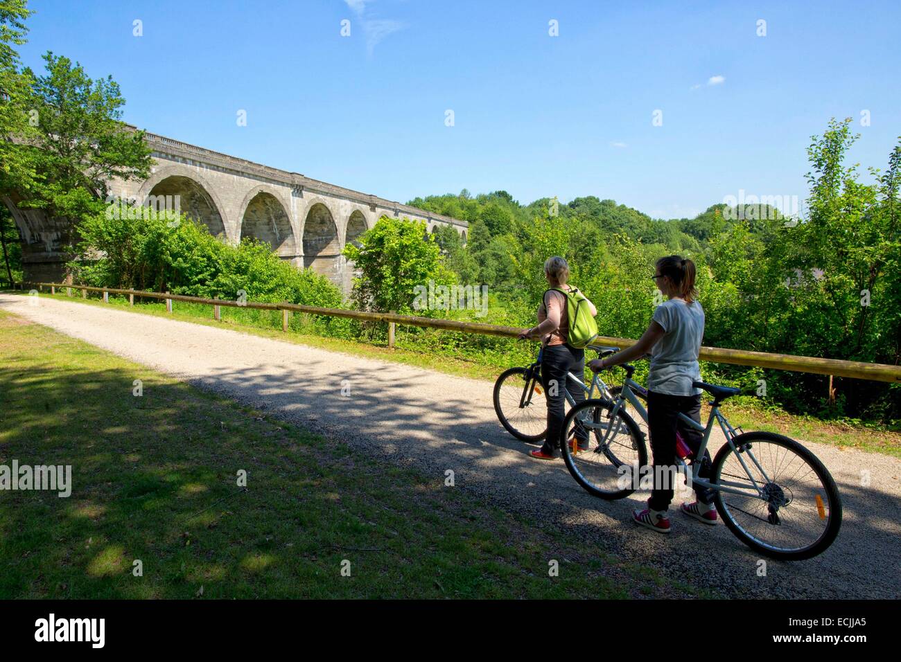Line bicycle hi-res stock photography and images - Alamy
